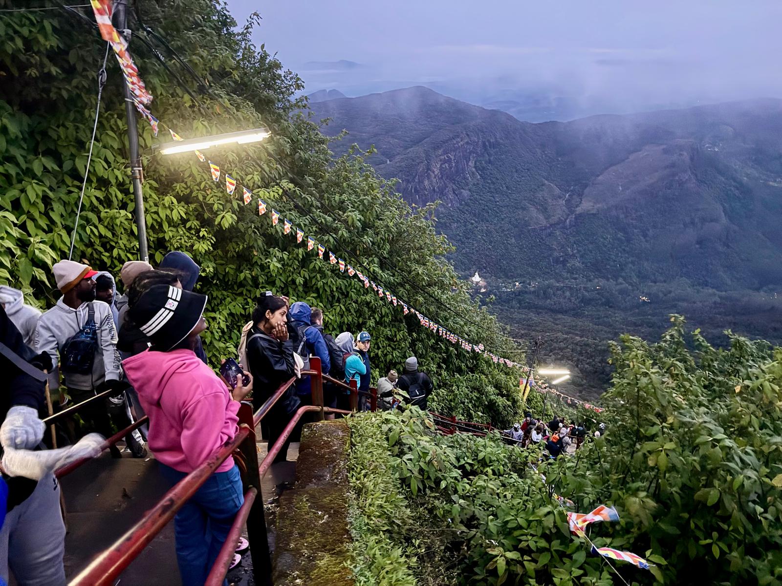 The Complete Hiking Guide to 22 Stages of Pekoe Trail Sri Lanka - MAHO ...